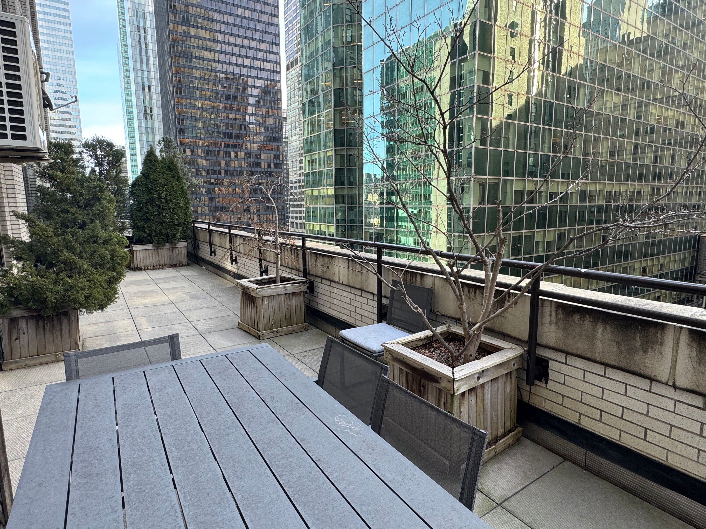515 Madison Avenue | 2,569 RSF (Direct Lease) | Noah & Co