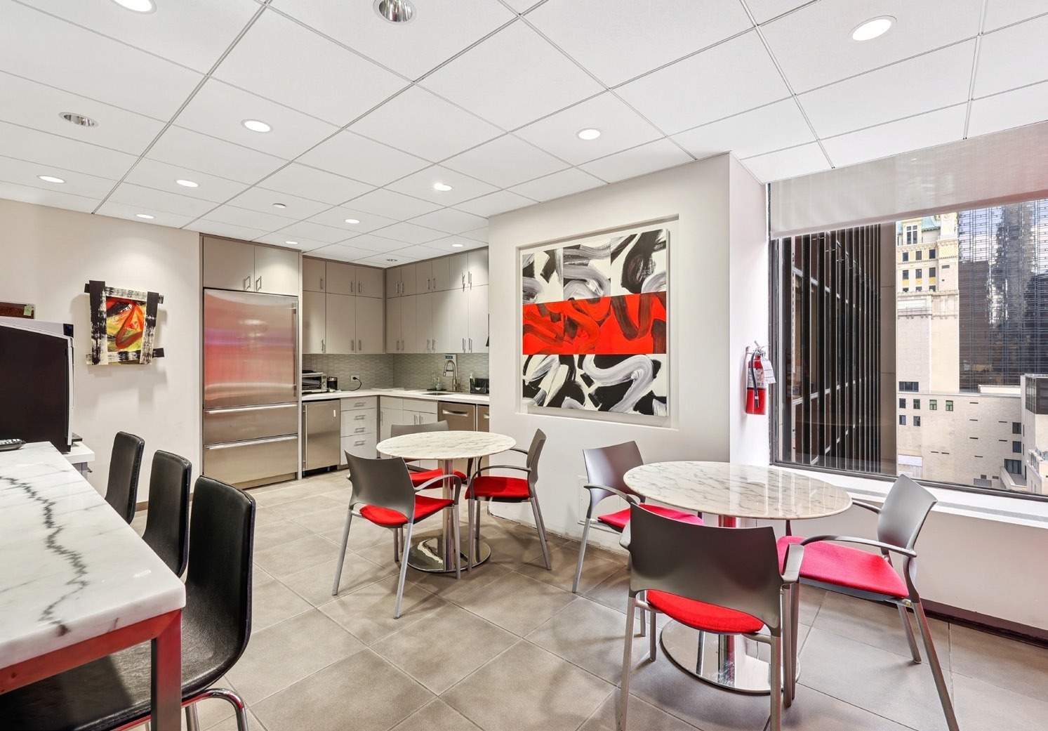 40 West 57th Street | 25,000 RSF (Sublease) | Noah & Co