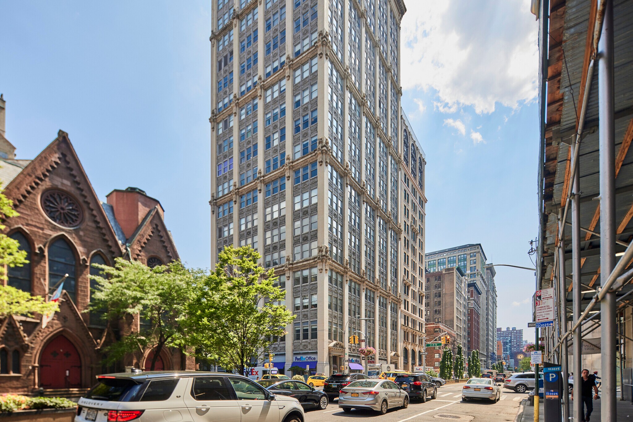 257 Park Avenue South | 12,954 RSF (Direct Lease) | Noah & Co