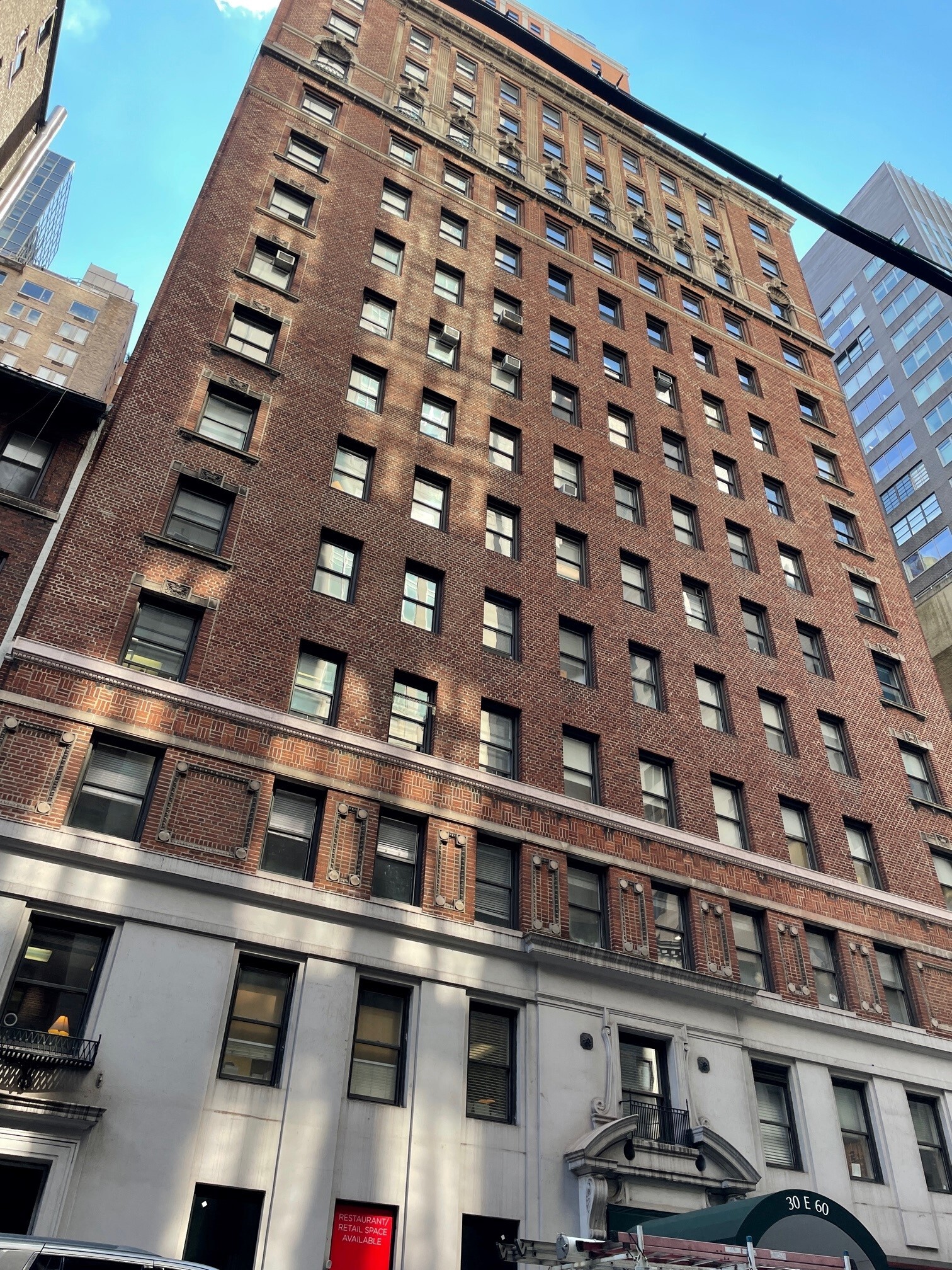 30 East 60th Street | 2,366 RSF (Direct Lease) | Noah & Co